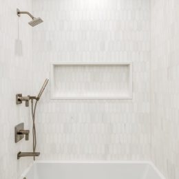 Four Types of Wall Panels for Showers & Their Benefits